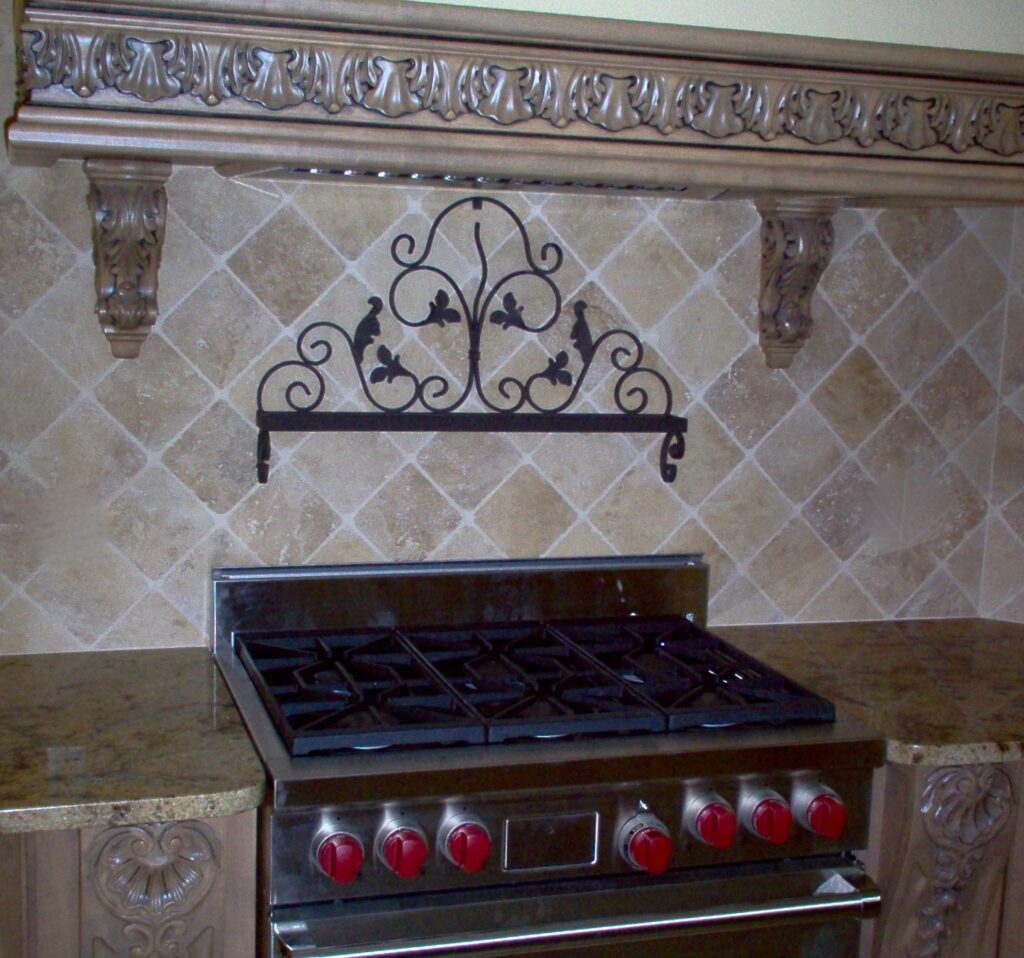 Custom Iron – Classic Iron Decor
